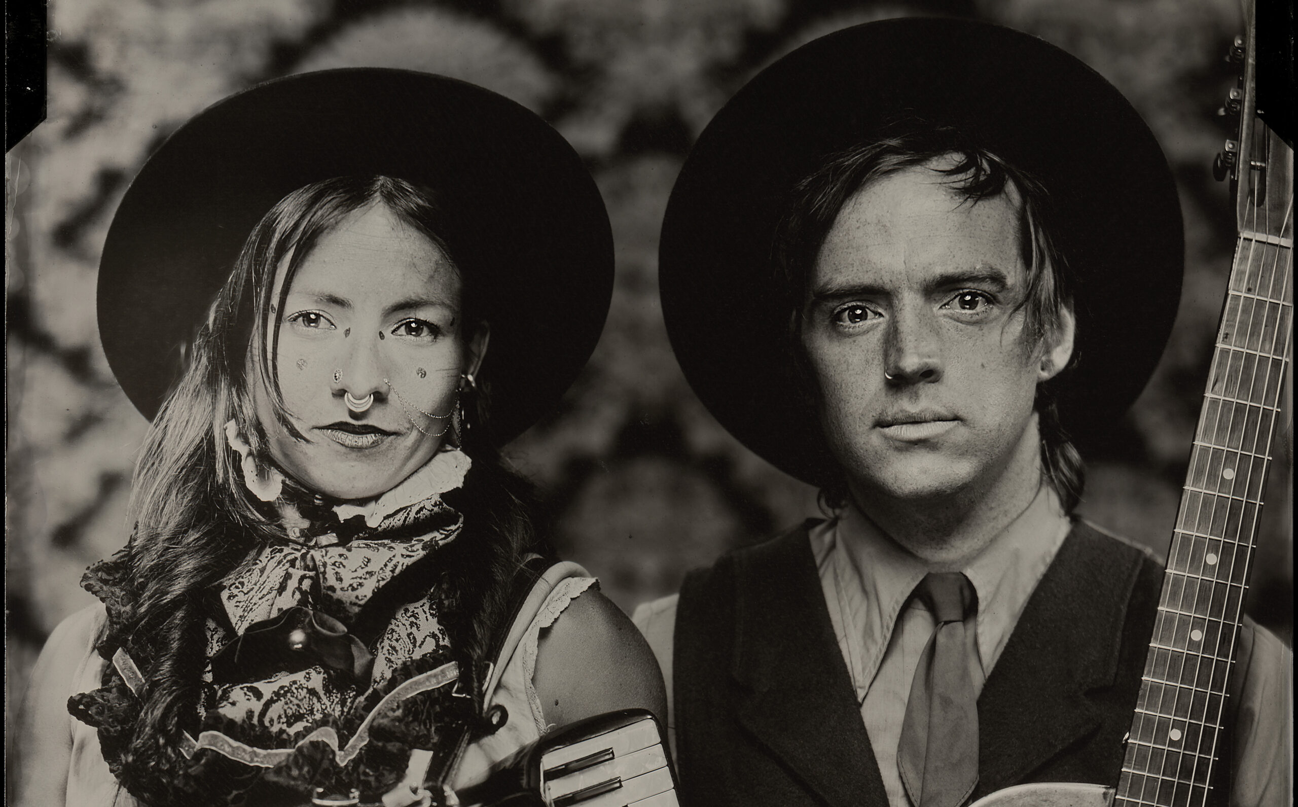 Intuitive Compass - Old-Time Frontier Balladry - Gothic Americana ...